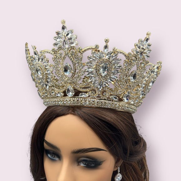 Weddingtown | Accessories | Extra Large Luxury Statement Tiara Crown ...